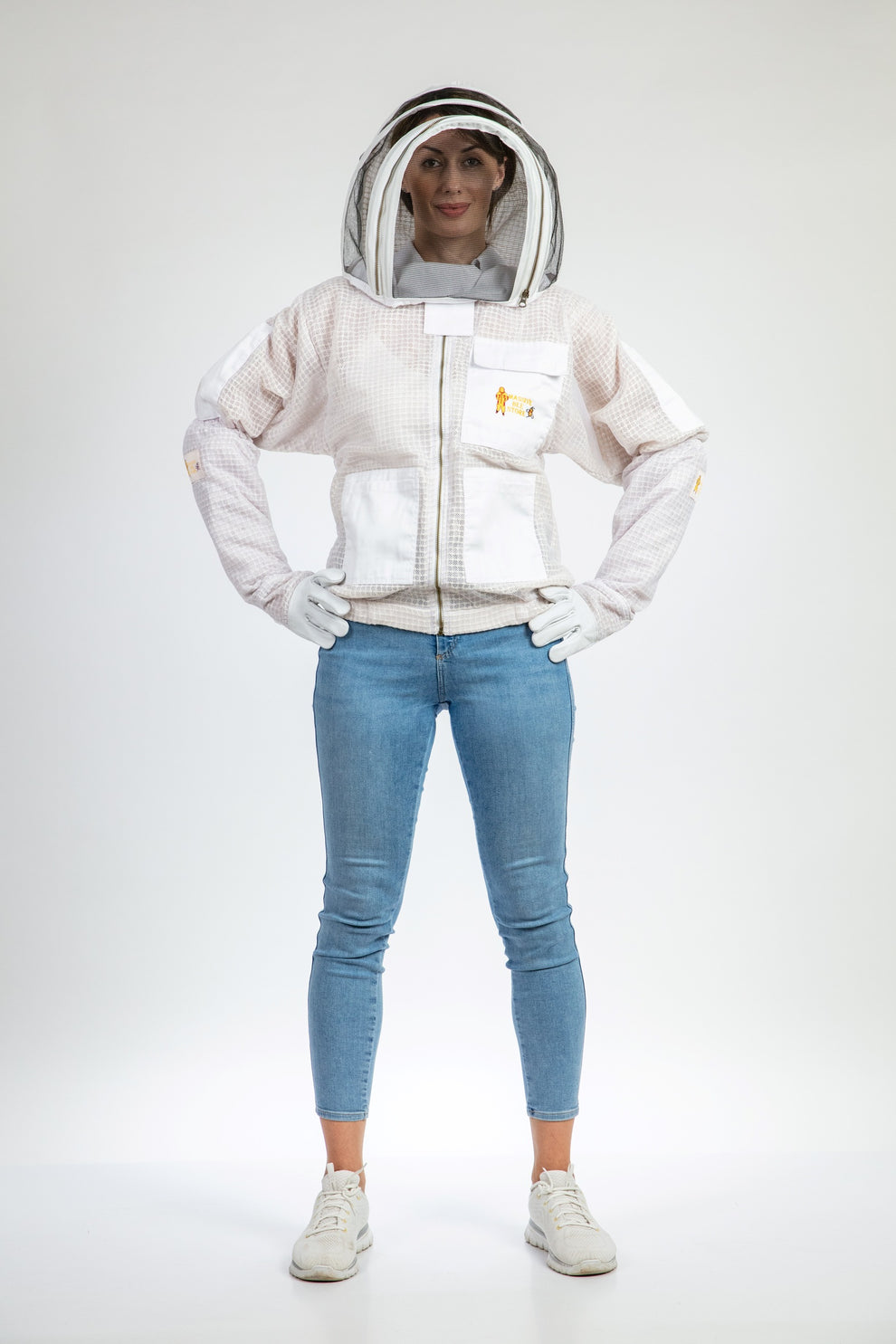 White Beekeeping Ventilated Jacket with Fencing Veil – Massive Bee ...